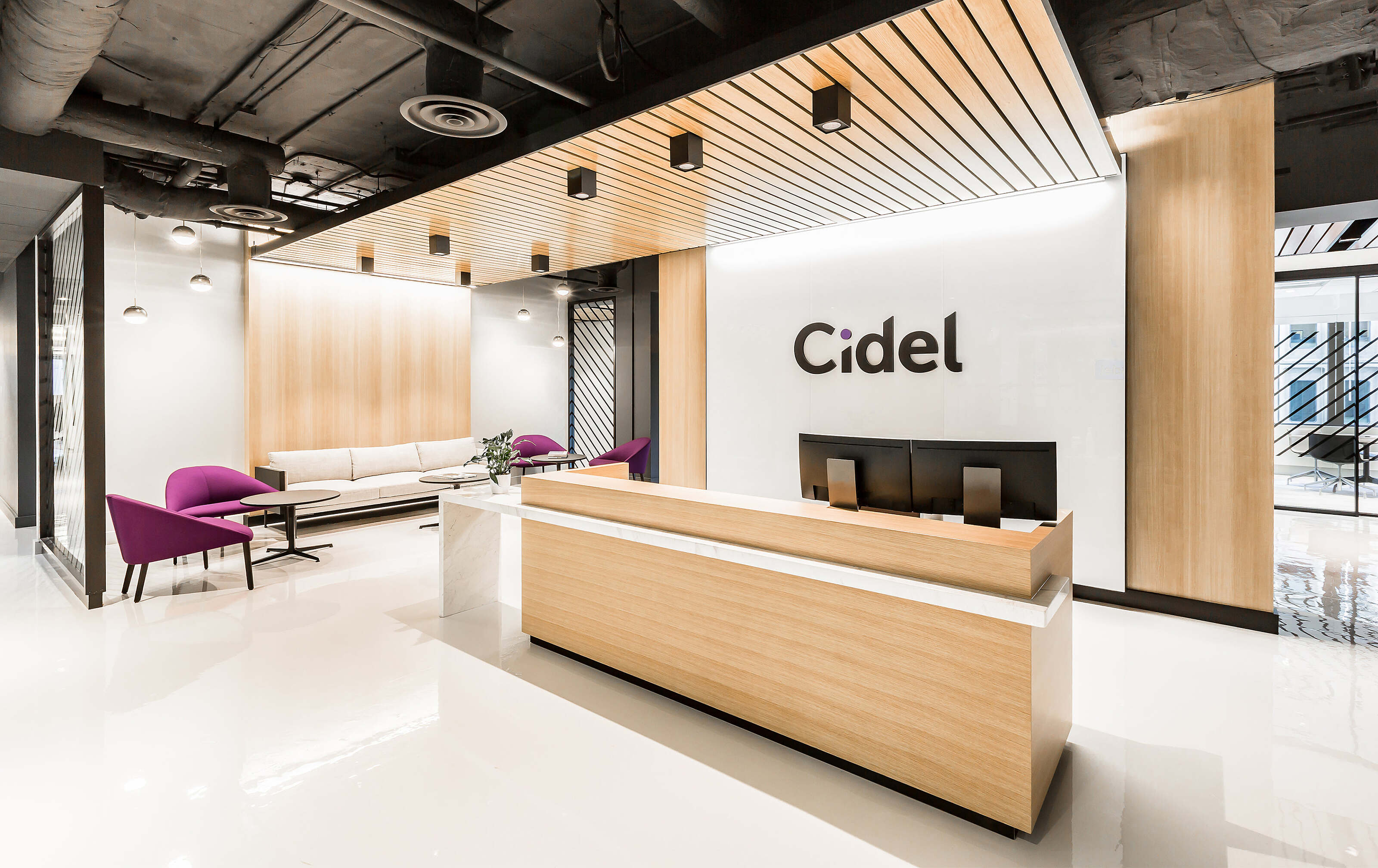 Cidel Bank & Trust Inc. | Contemporary Office Interiors