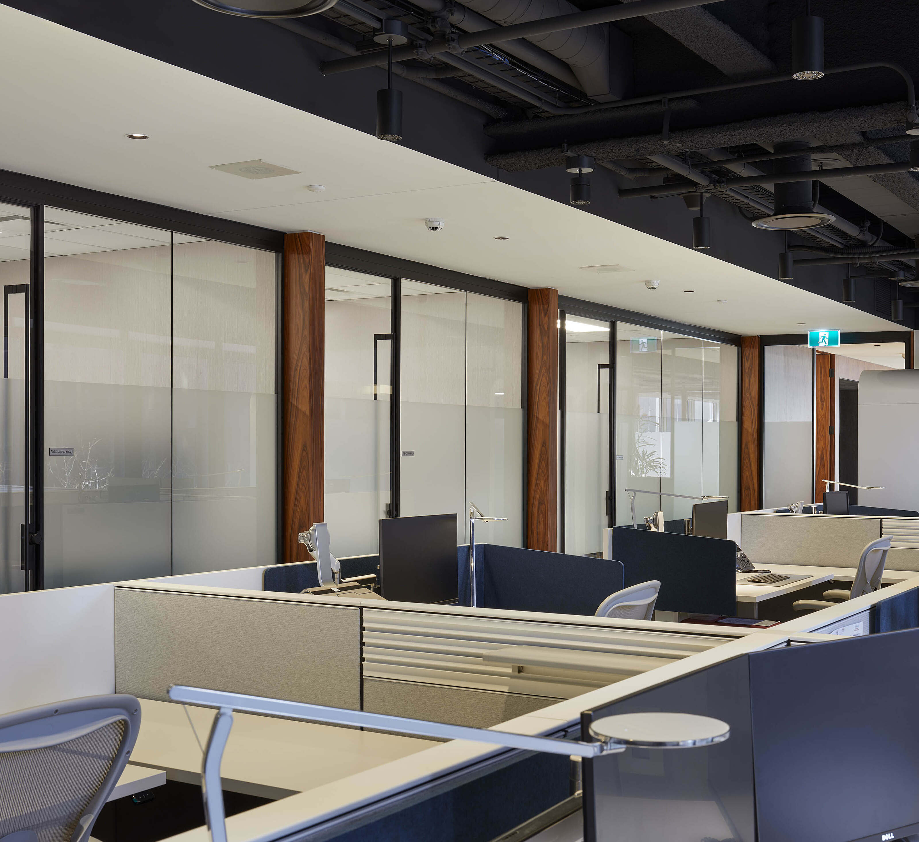 Cadillac Fairview | Contemporary Office Interiors